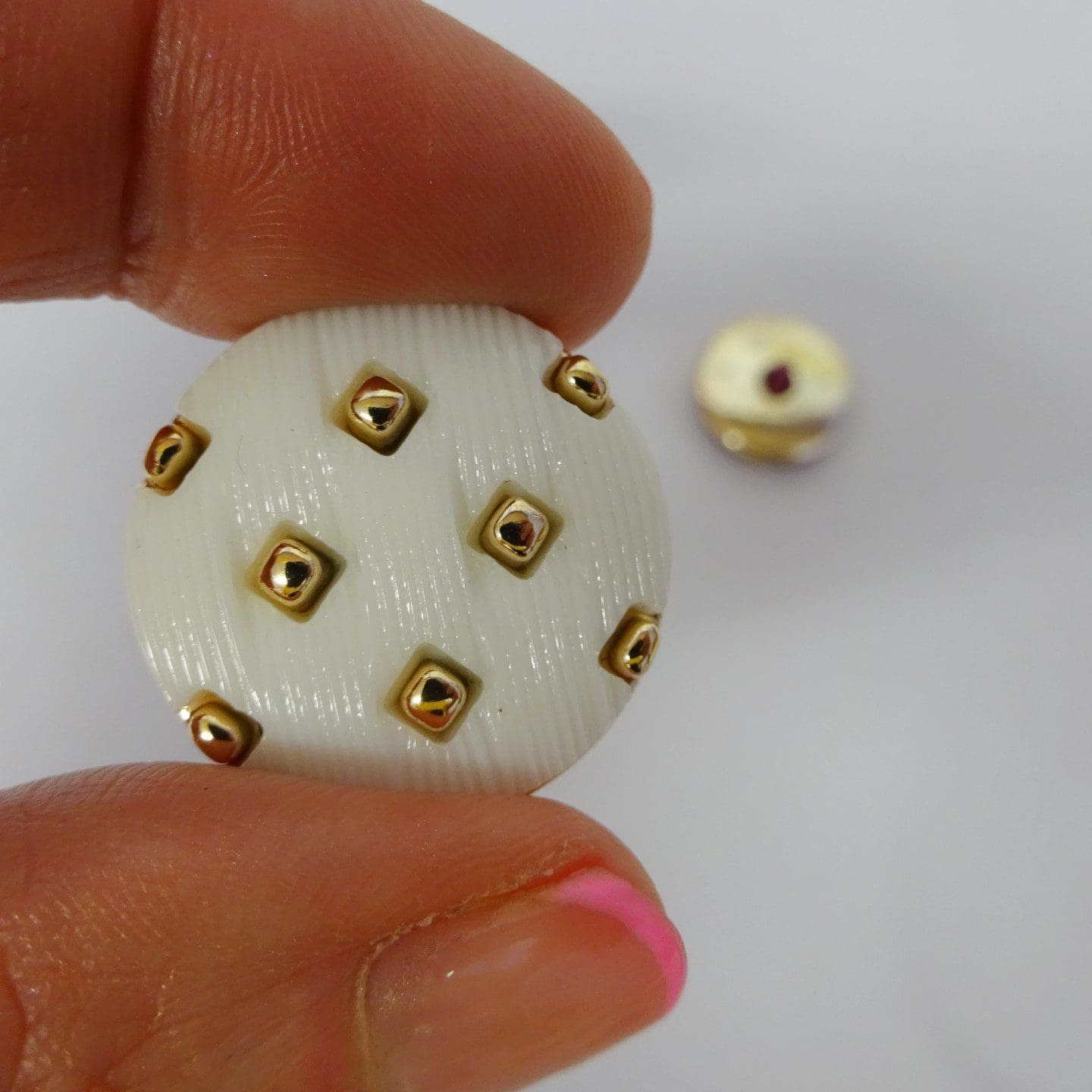 Buttons 25mm Shanked Gold Detailed HF001 | Fabric Land